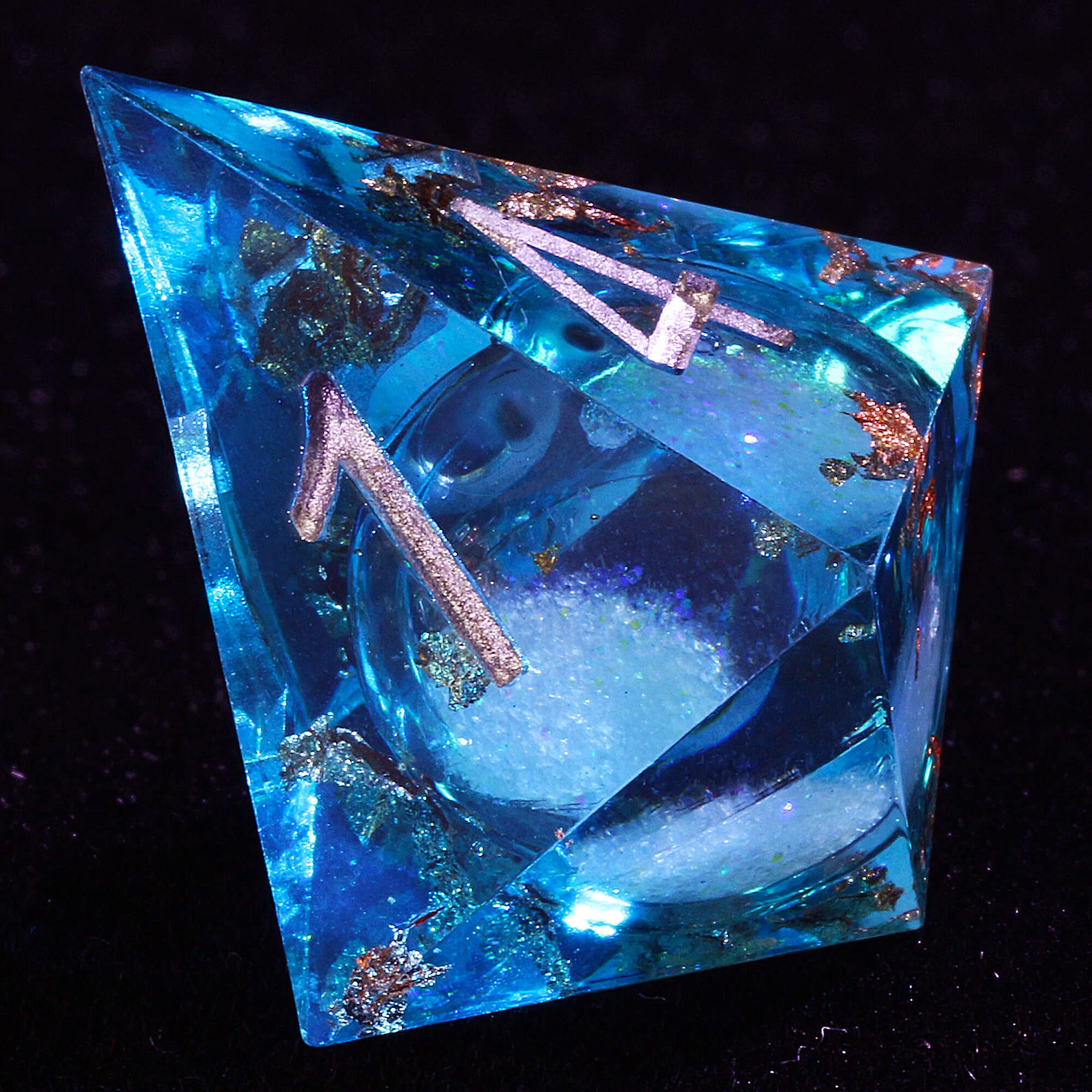 7 Polyhedral Resin Liquid Core DD Dice Set Blue