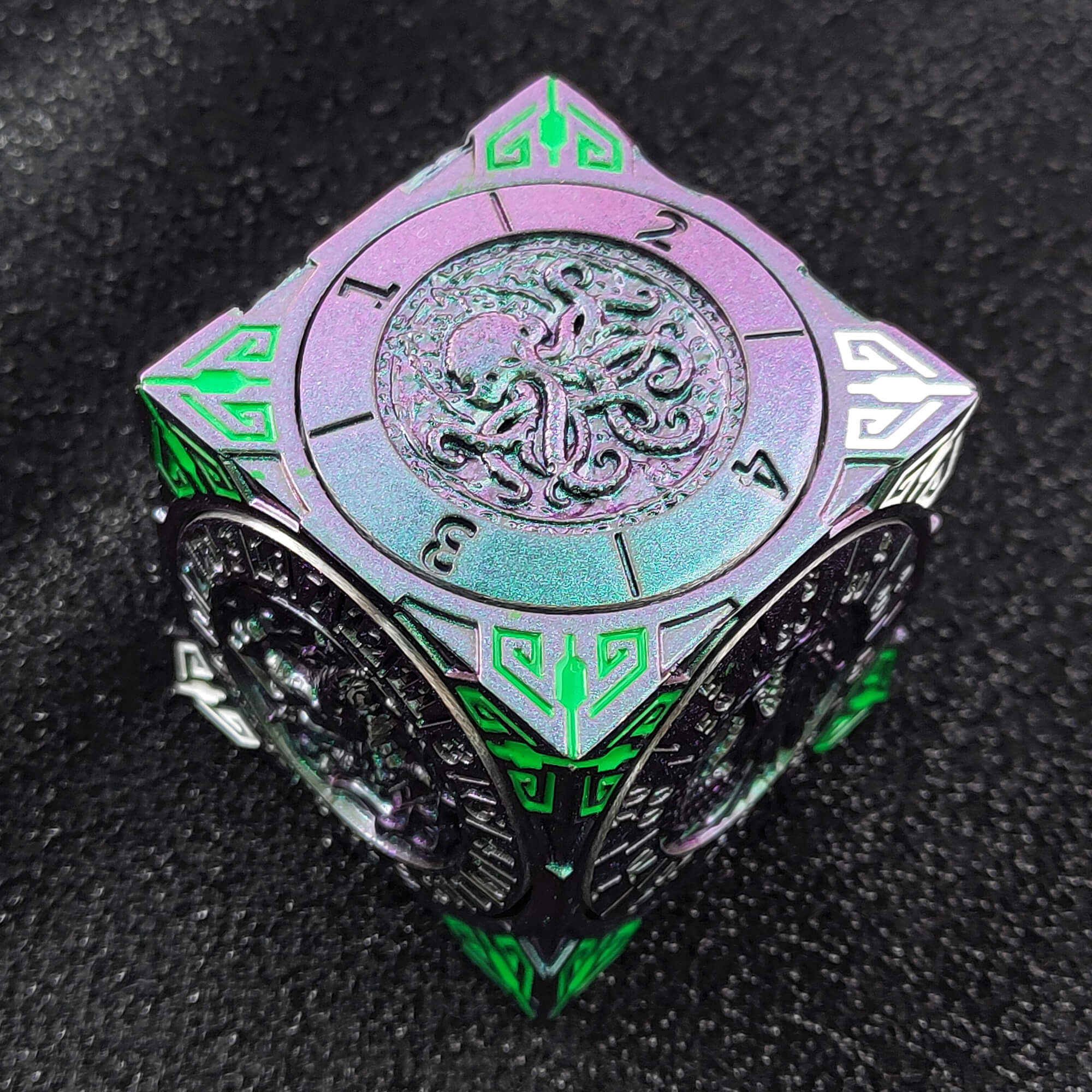 Dragon Cthulhu Crocodile Skull 7-in-1 Rotating Metal DnD Dice Cube