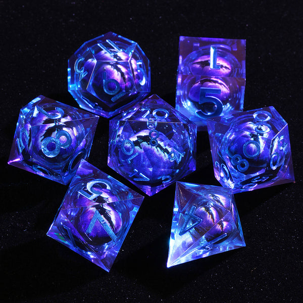 Sharp Edge Dice vs. Round Dice: Choosing Your Perfect Dice Set